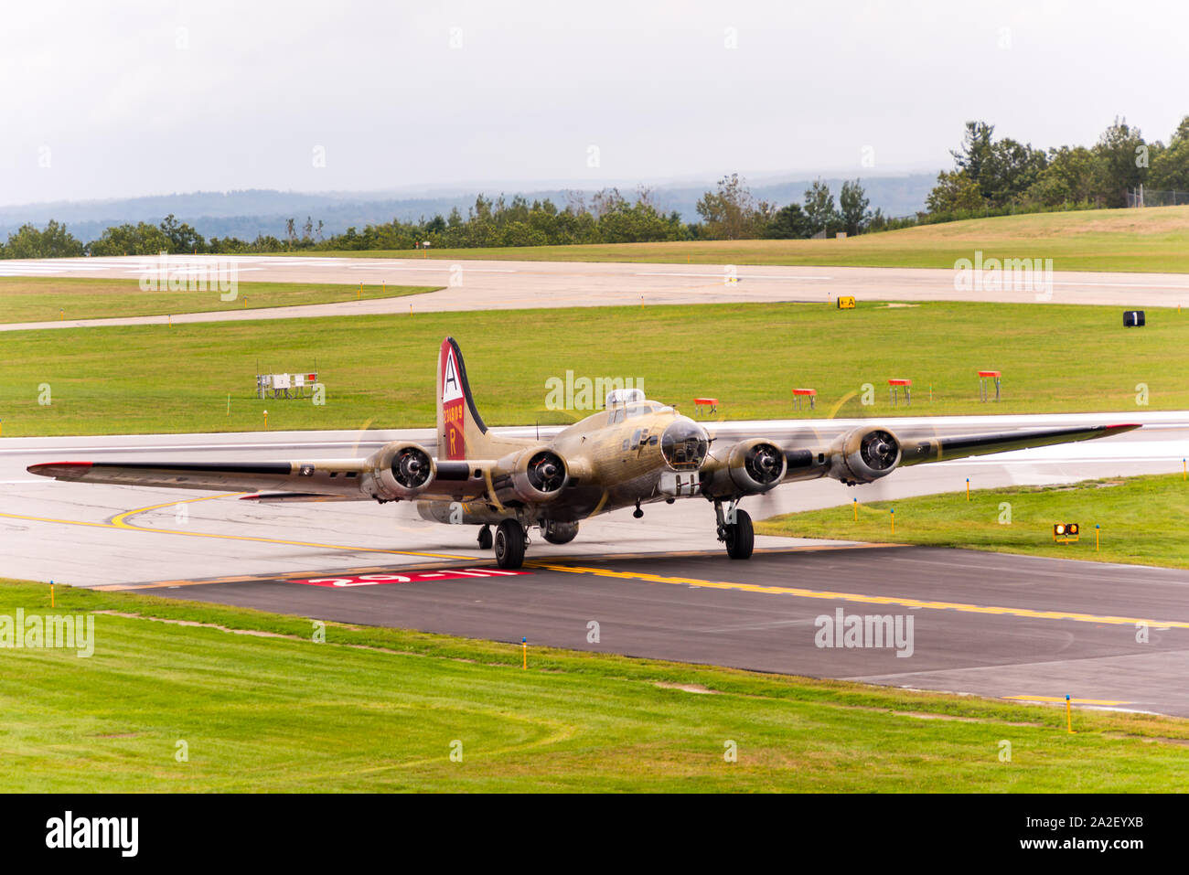 Collings Foundation's B-17G Flying Fortress, Nine-O-Nine, at Worcester ...