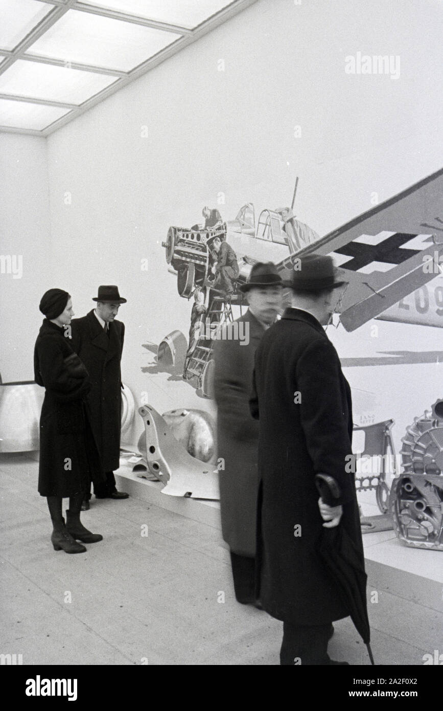 Deutschland; Deutsches Reich; 3.; III.; Drittes Reich; Mode; fashion ...