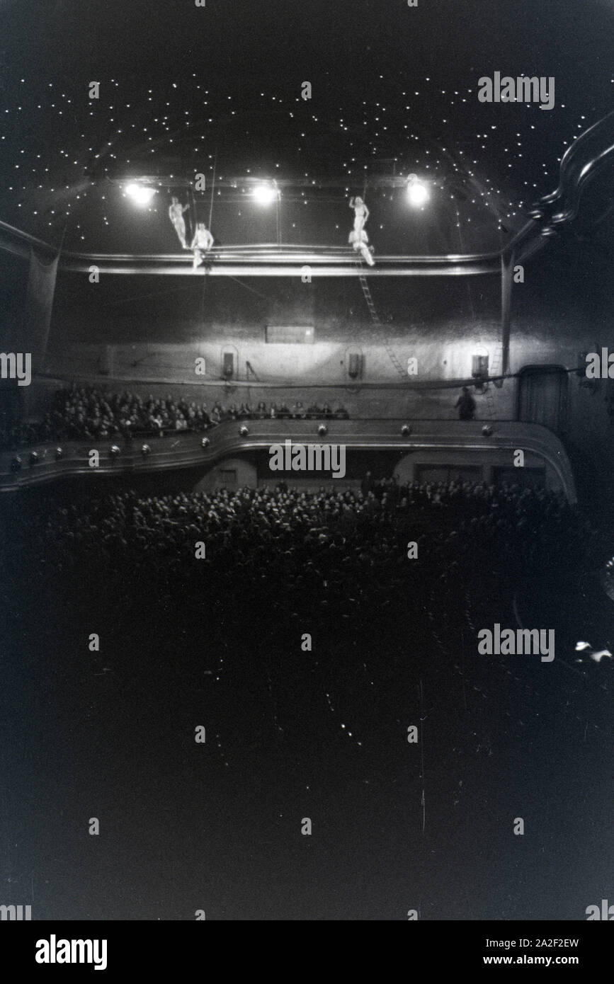 Milan amphitheatre hi-res stock photography and images - Alamy