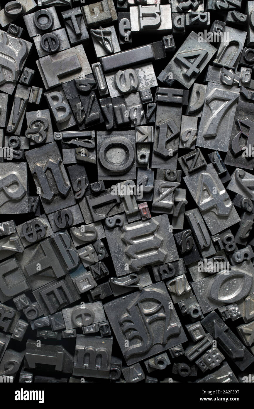 Letter pieces hi-res stock photography and images - Alamy