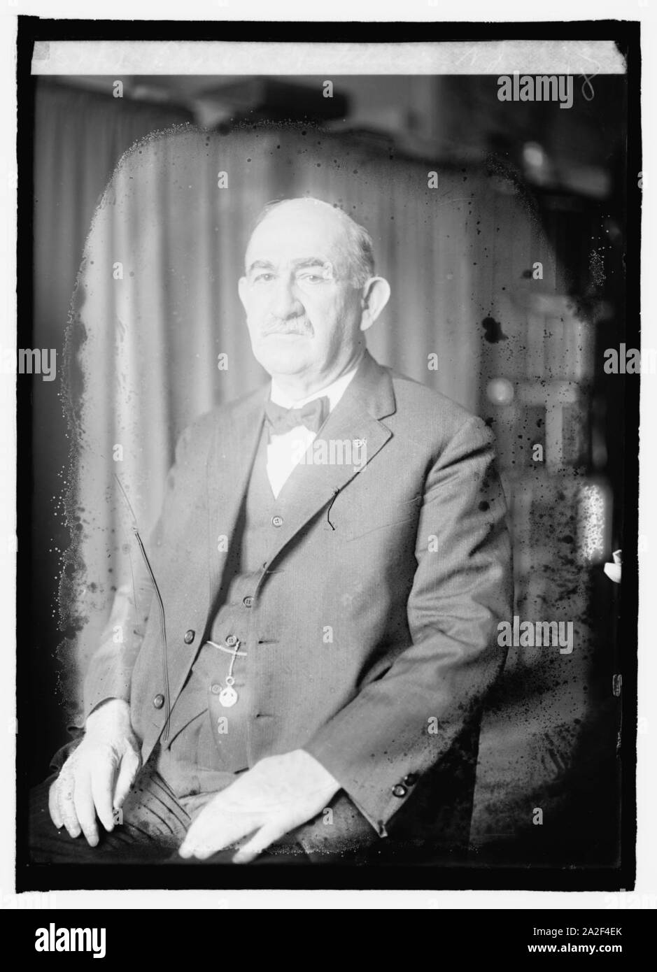 J hutchinson hi-res stock photography and images - Alamy