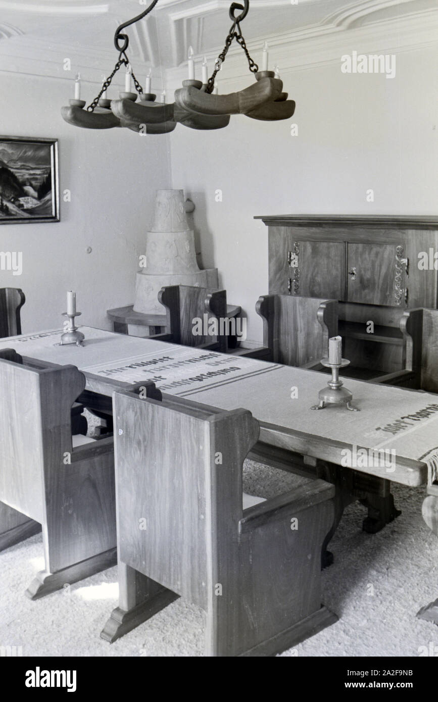 Hitler tablecloth hi-res stock photography and images - Alamy