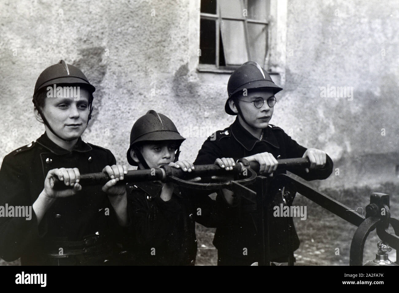 1930s fire truck hi-res stock photography and images - Alamy