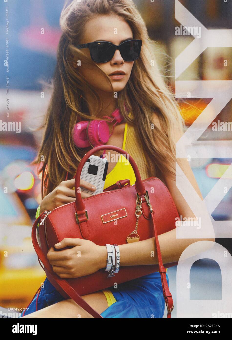 Dkny logo hi-res stock photography and images - Alamy