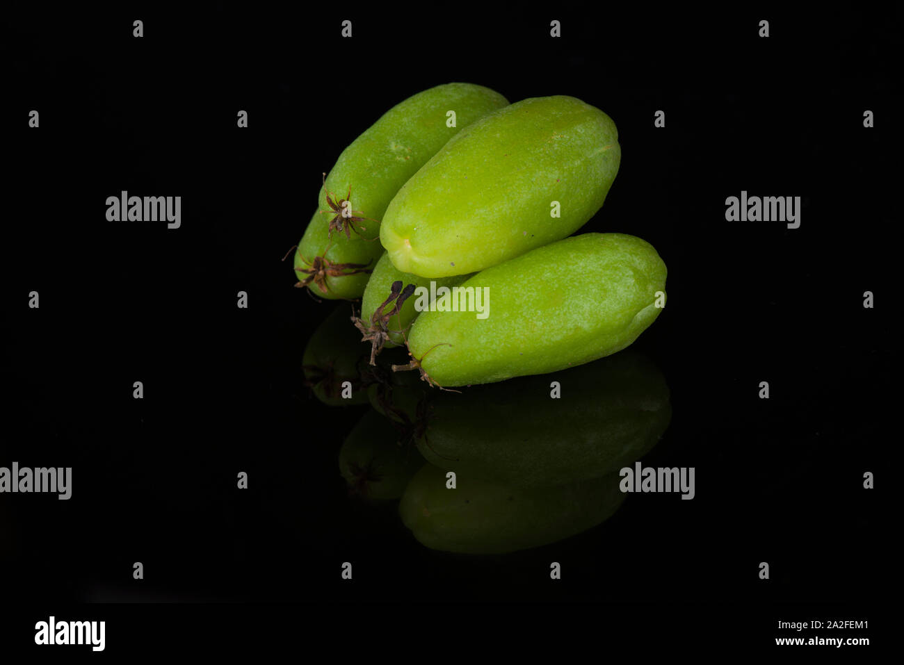 Averrhoa bilimbi green fruit isolated hi-res stock photography and ...