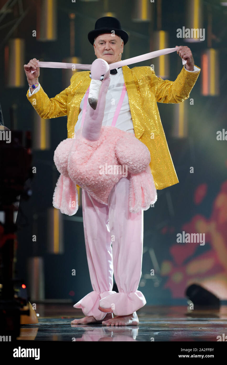 John Cleese 2019 High Resolution Stock Photography and Images - Alamy