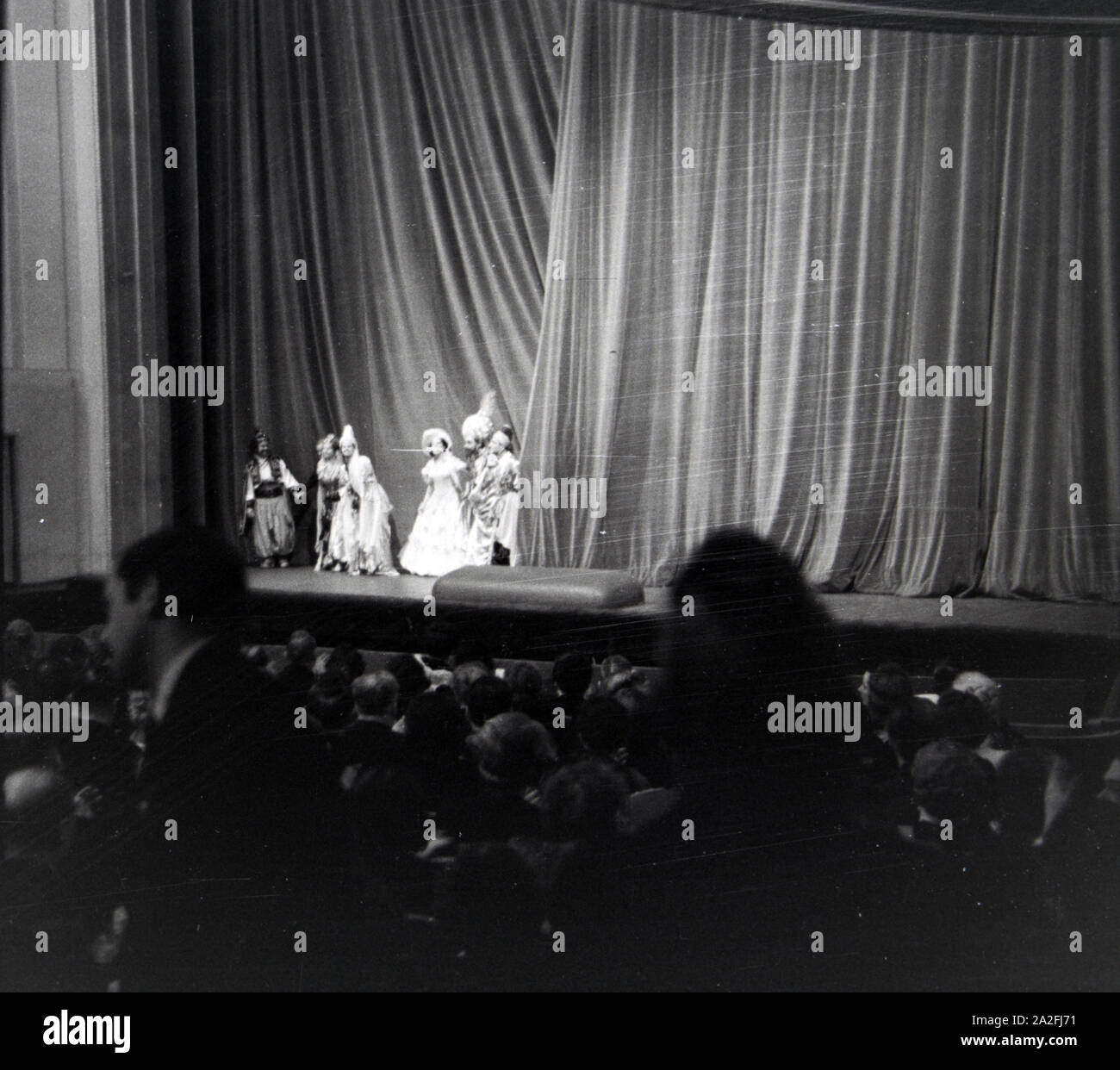 Aufführung im Opernhaus in Rom; Italien 1940er Jahre. Performance in ...