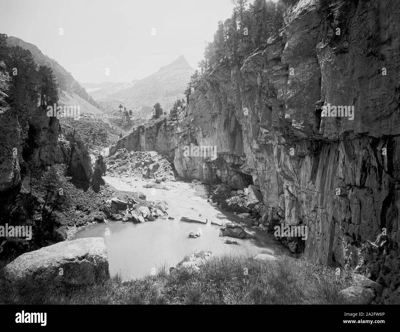 Embut de Toro desde la cara oest (restored Stock Photo - Alamy