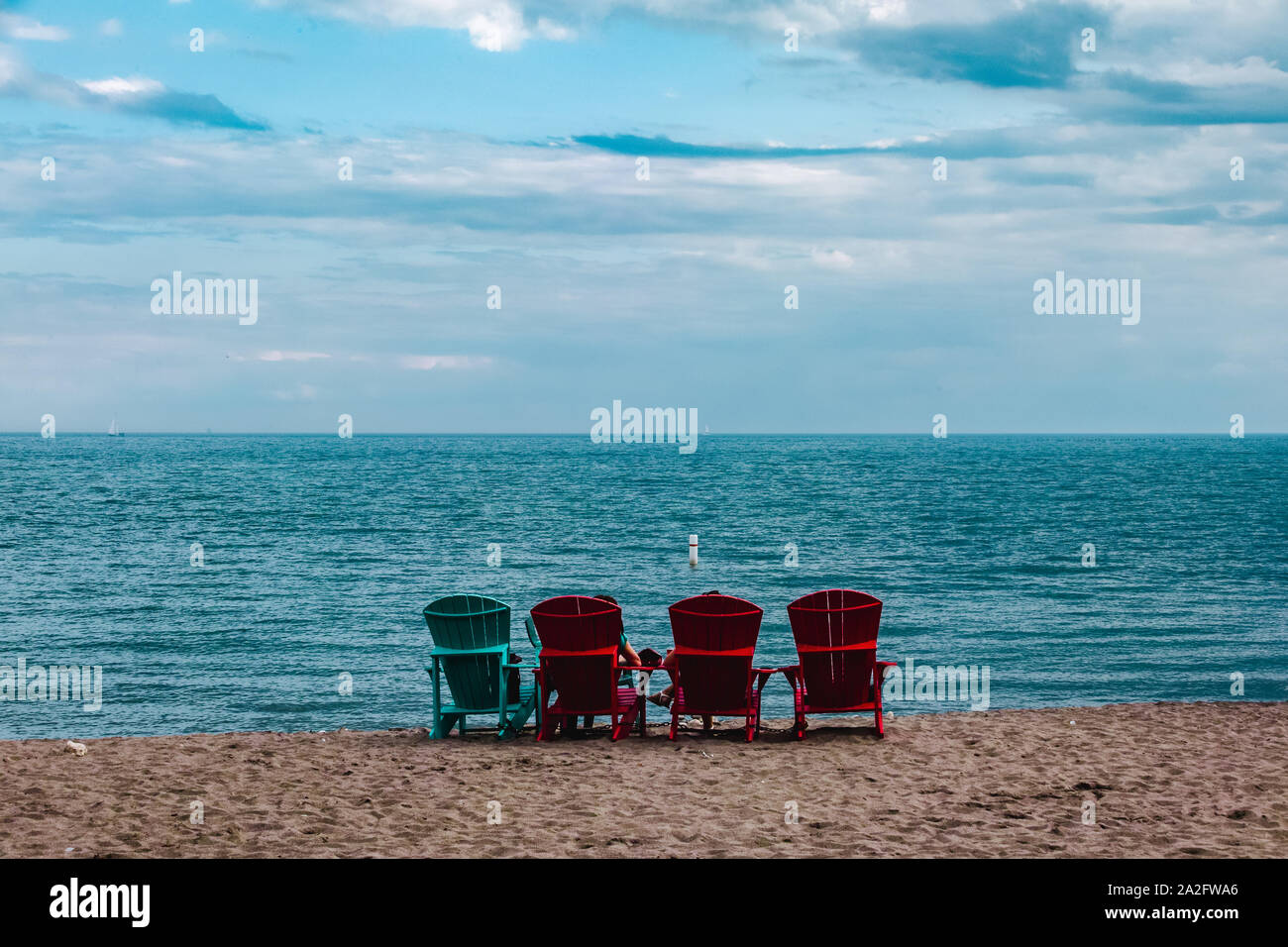 Toronto beaches hi-res stock photography and images - Alamy