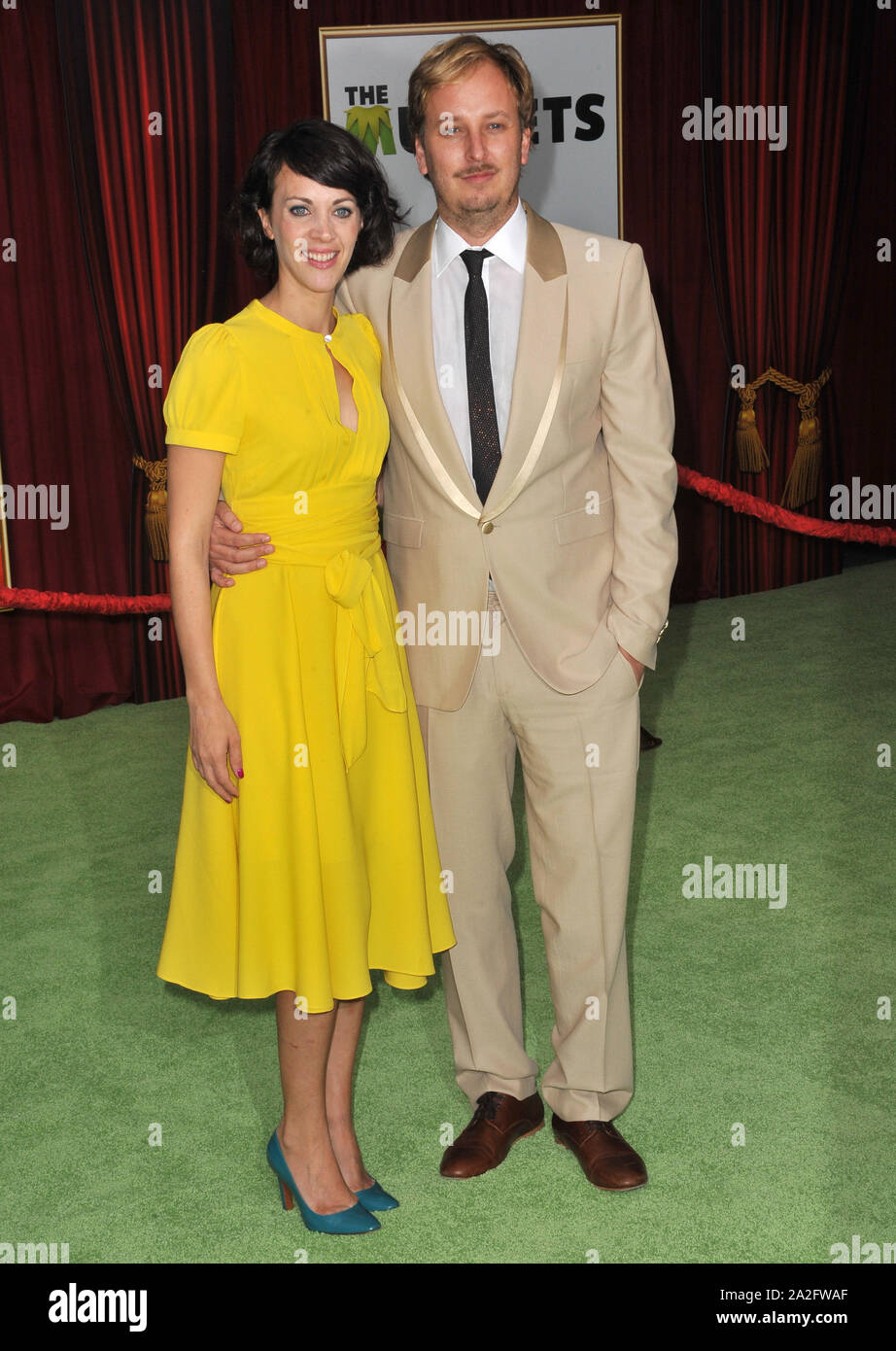 James bobin muppets premiere hi-res stock photography and images - Alamy