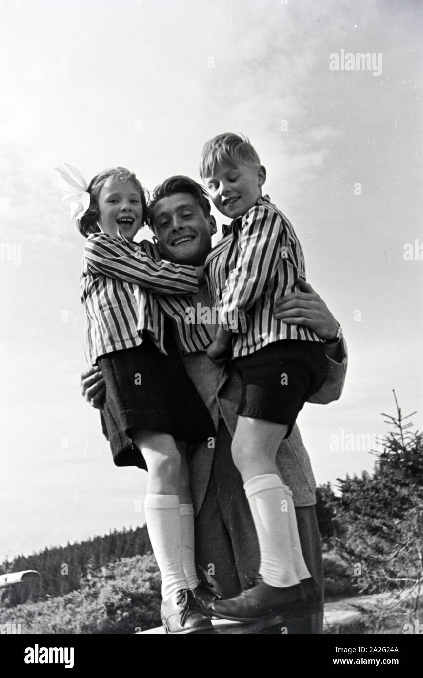 1930s children northern hi-res stock photography and images - Alamy