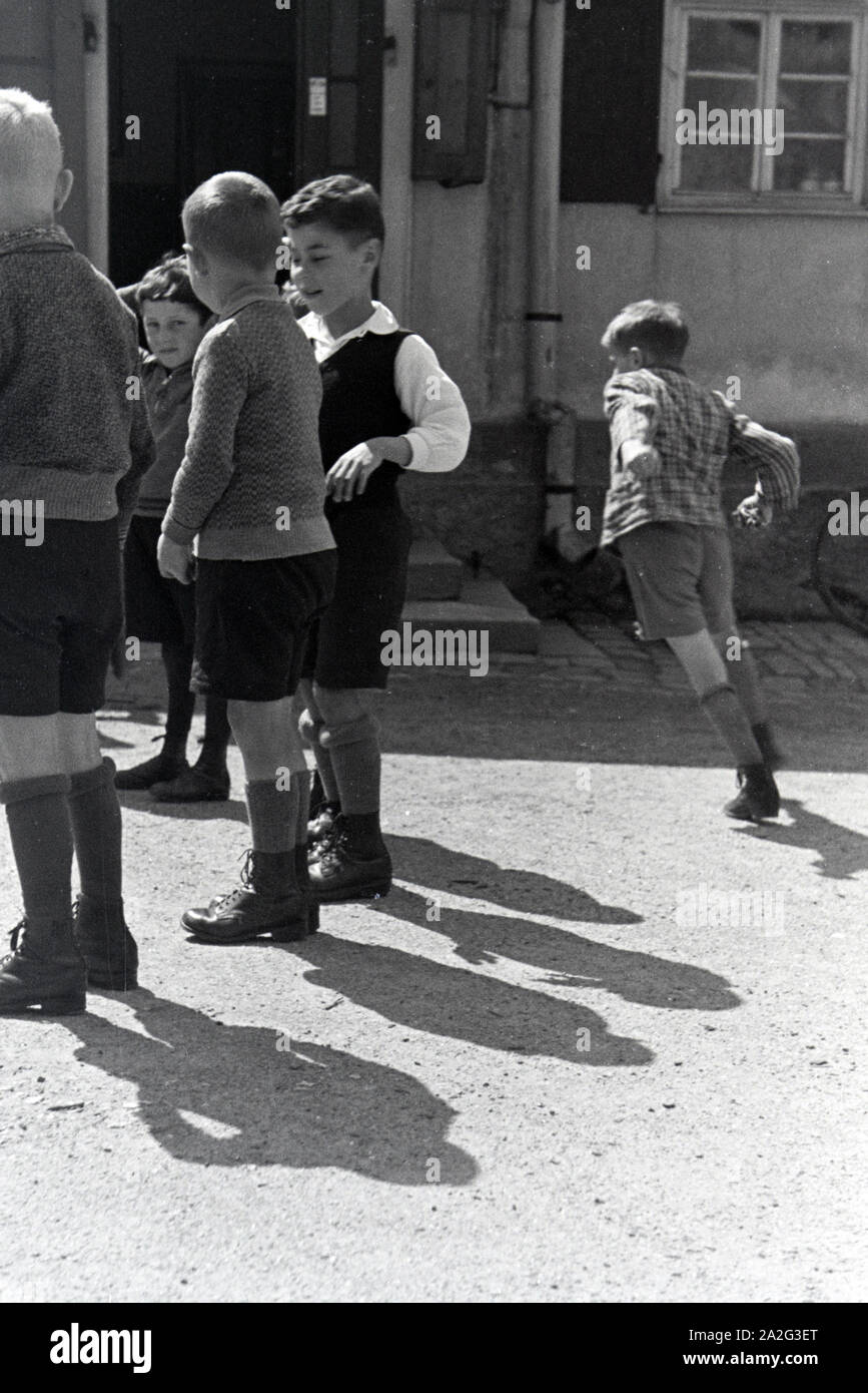 1930s school boy hi-res stock photography and images - Alamy