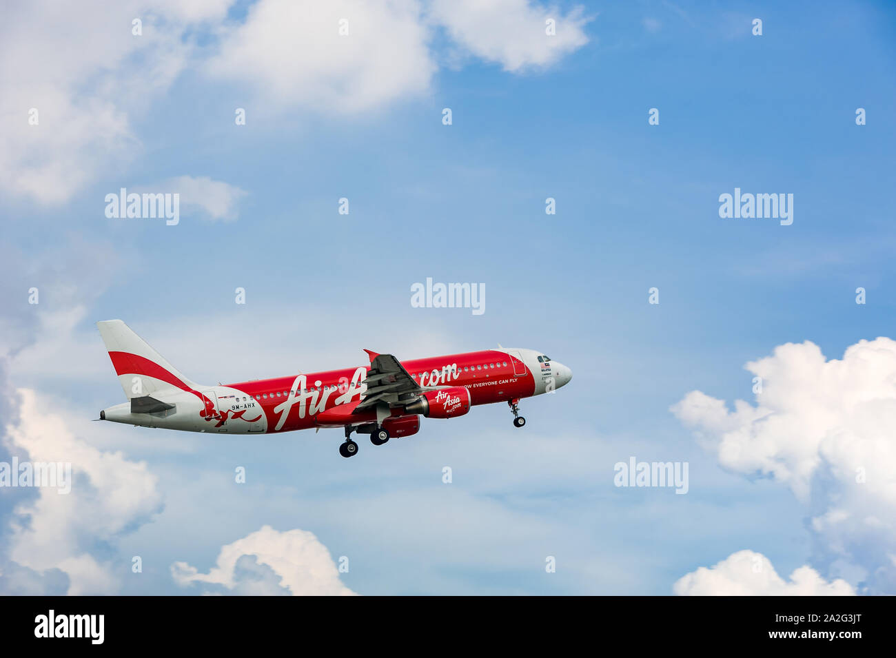 Singapore air travel hi-res stock photography and images - Alamy