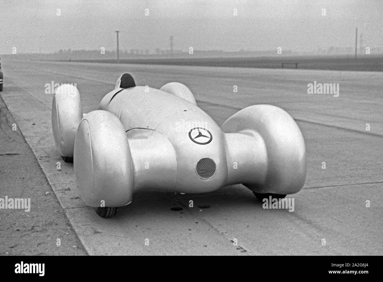 Short track racing 1930s hi-res stock photography and images - Alamy