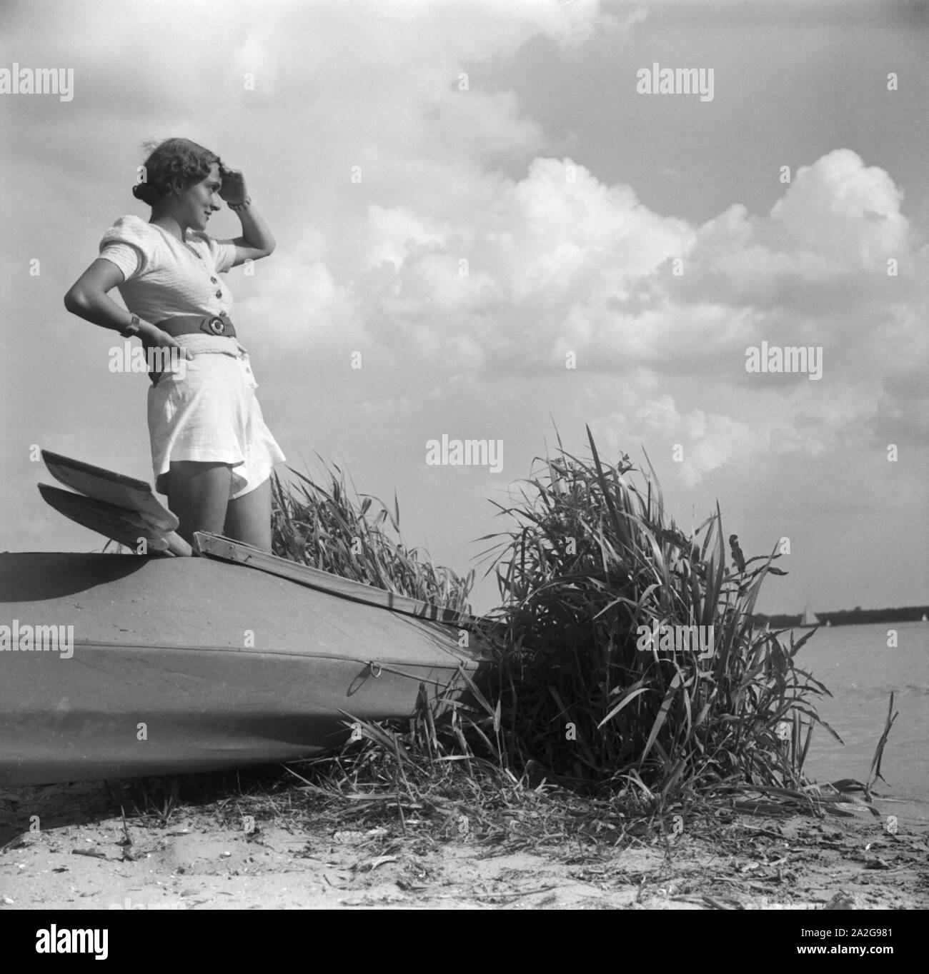 Ein Ausflug mit dem Klepper-Boot, Deutsches Reich 1930er Jahre. An ...