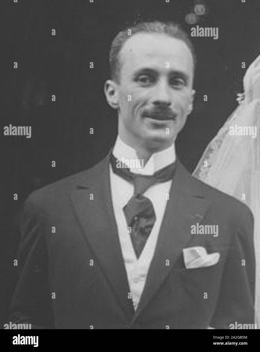 Emmanuel Derode lors de son mariage Stock Photo - Alamy