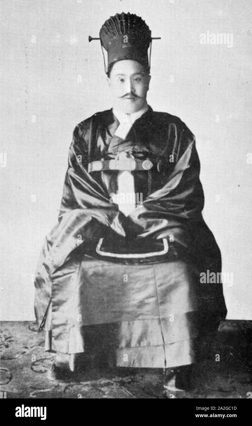 Emperor sunjong hi-res stock photography and images - Alamy