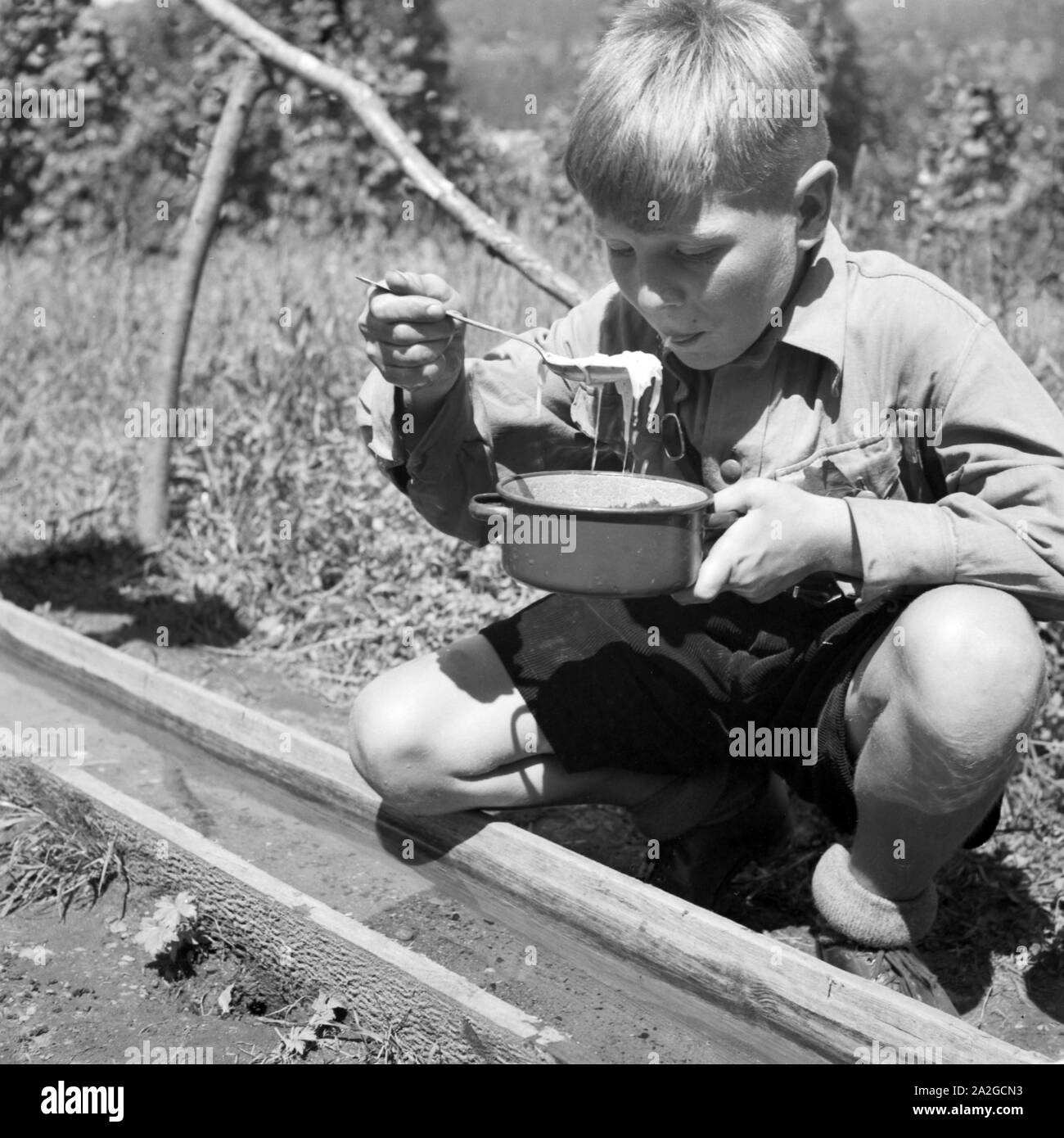 Essen fassen hi-res stock photography and images - Alamy