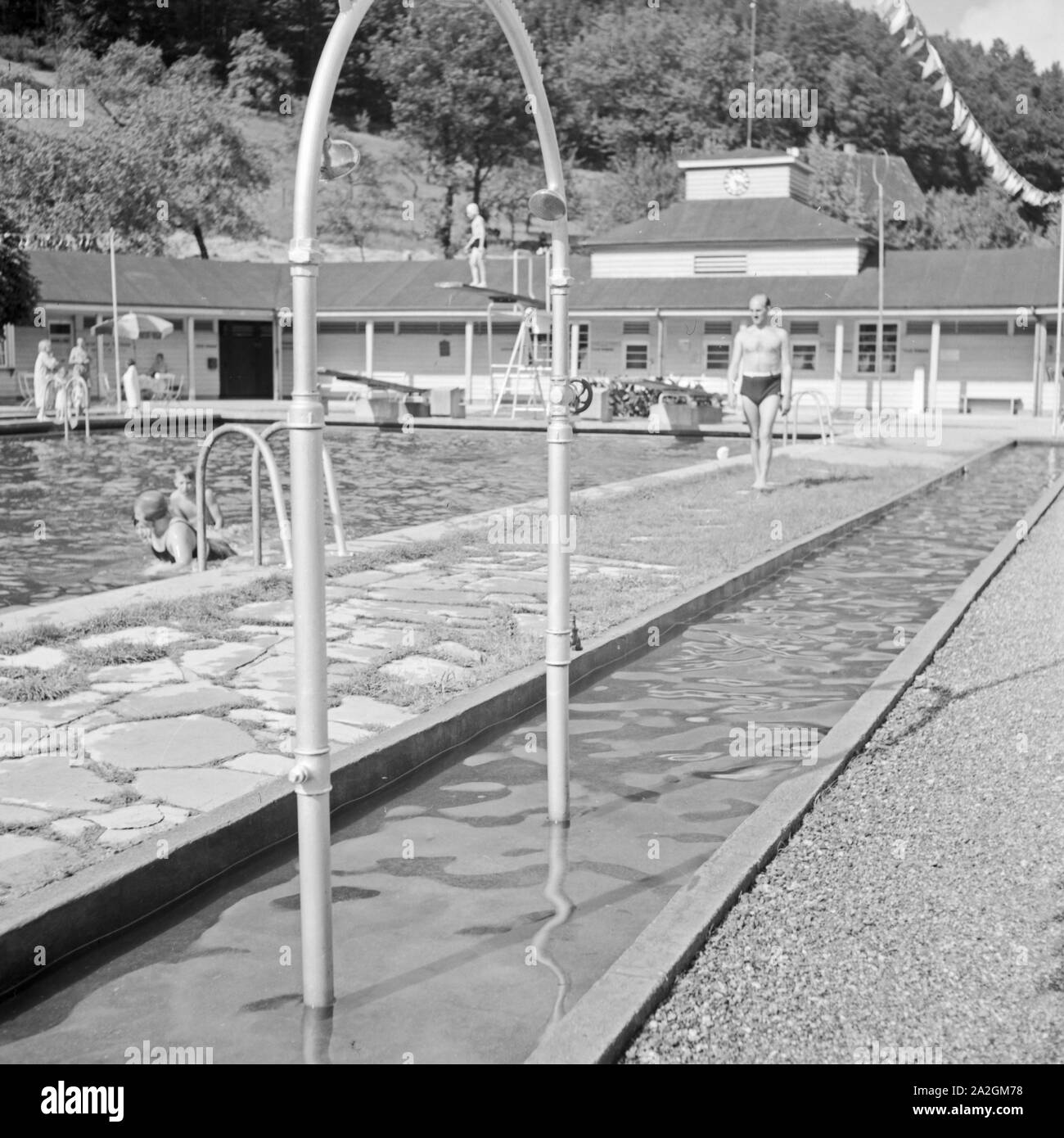 Public swimming pool people Black and White Stock Photos & Images - Alamy