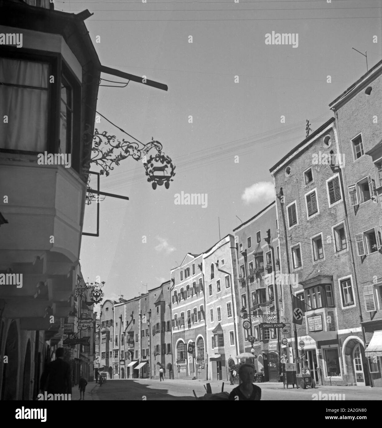 Deutschland 1930er jahre typcial street scene of small german town hi ...