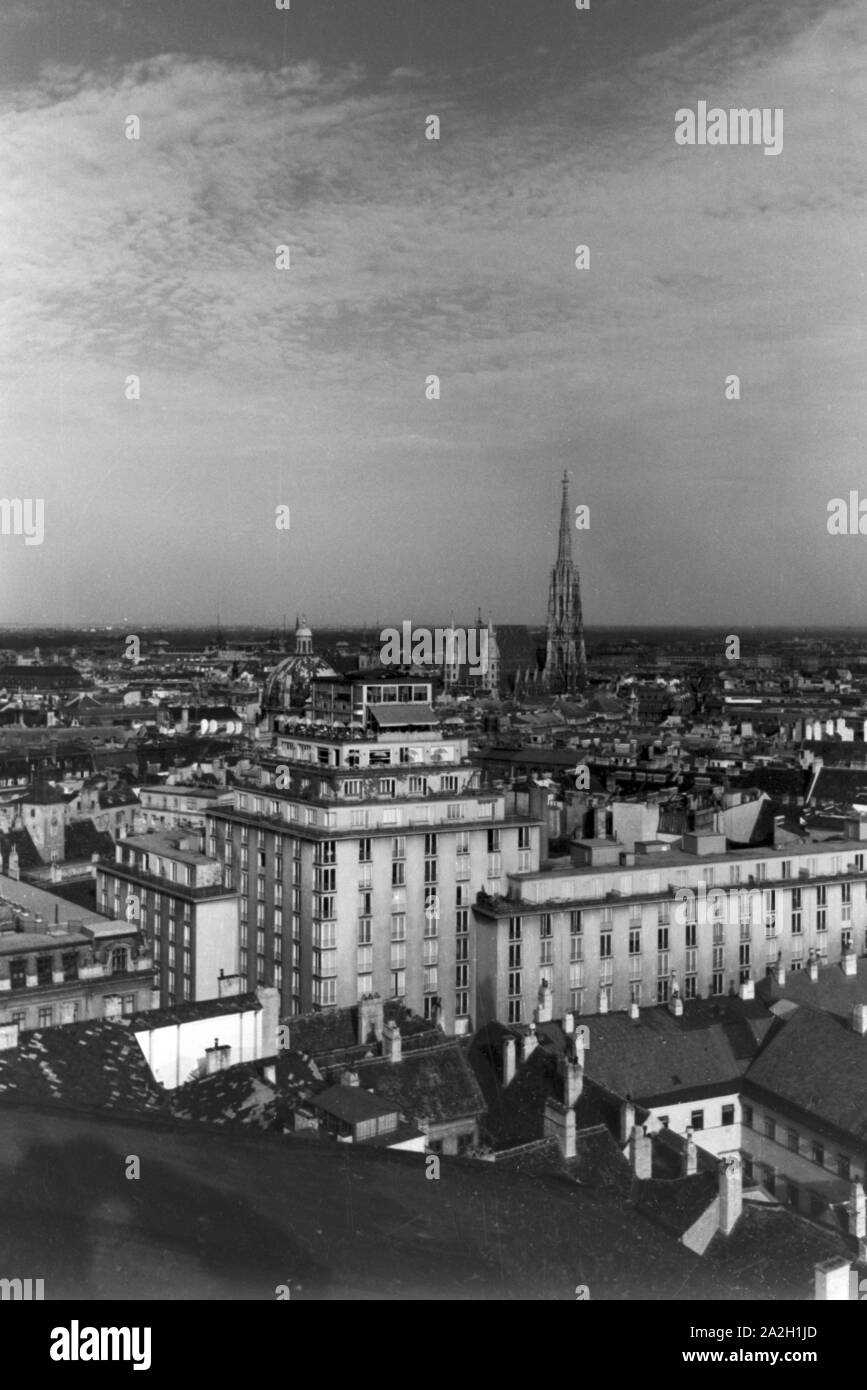 Aussicht auf Wiens Stadtzentrum, Deutsches Reich 1930er Jahre. View of ...