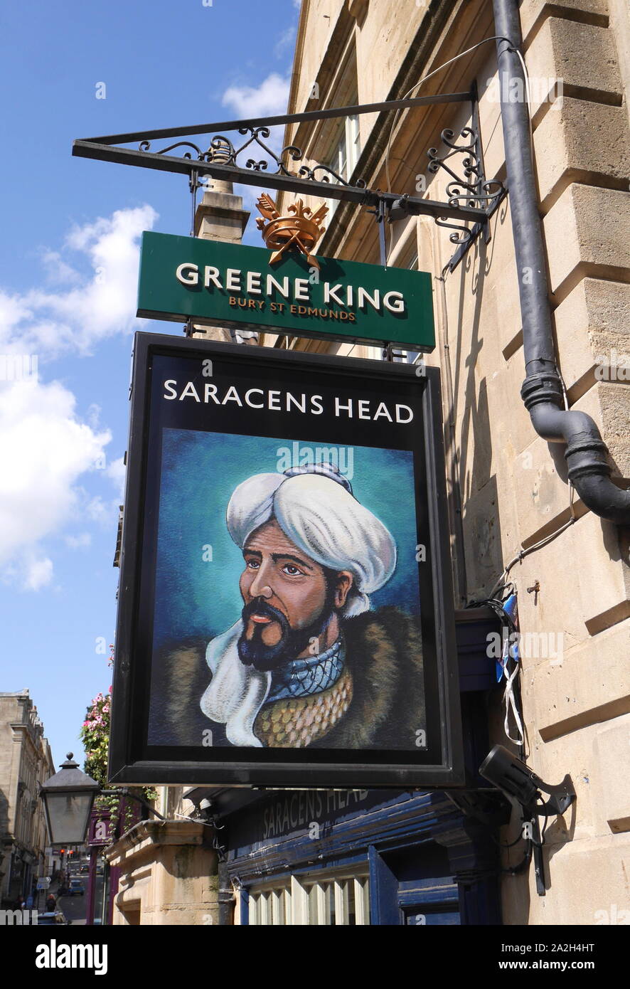 Saracen's head pub hi-res stock photography and images - Alamy
