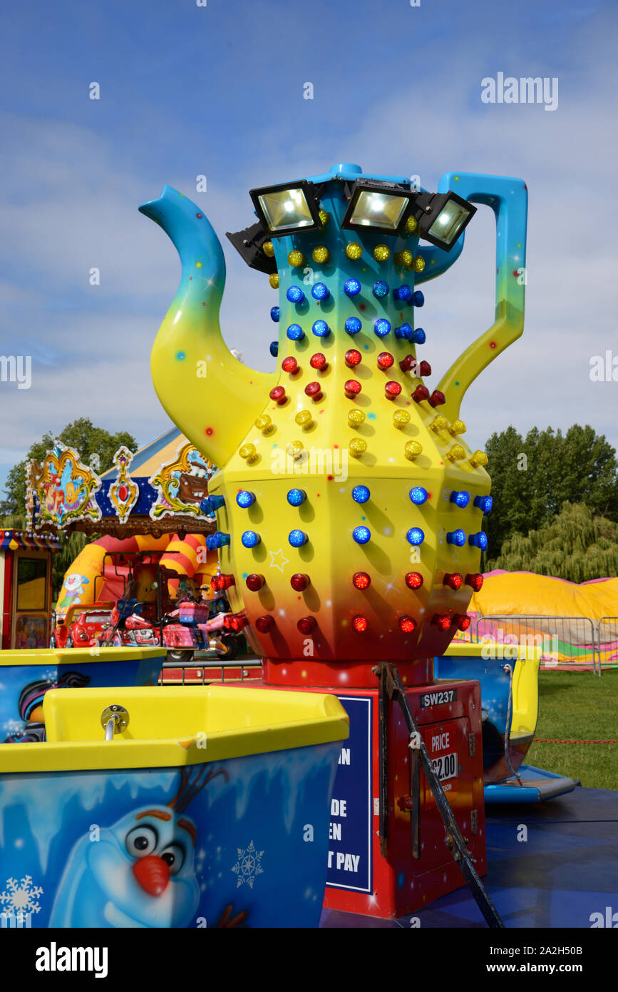 Amusement funfair ride hi-res stock photography and images - Alamy