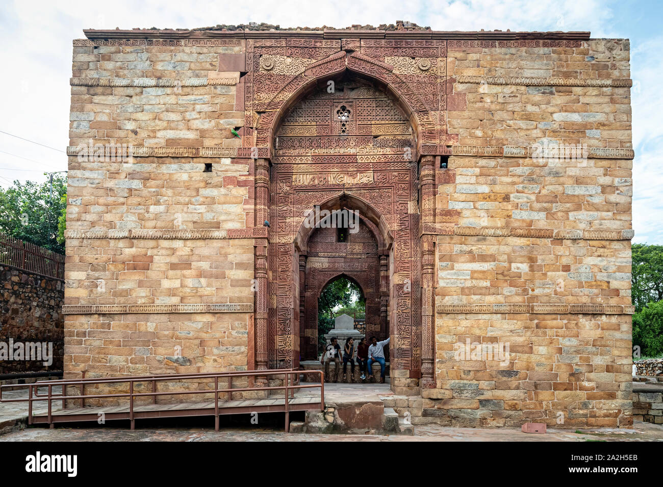 The tomb of Iltutmish at the Qutb Minar in Delhi in India Stock Photo ...