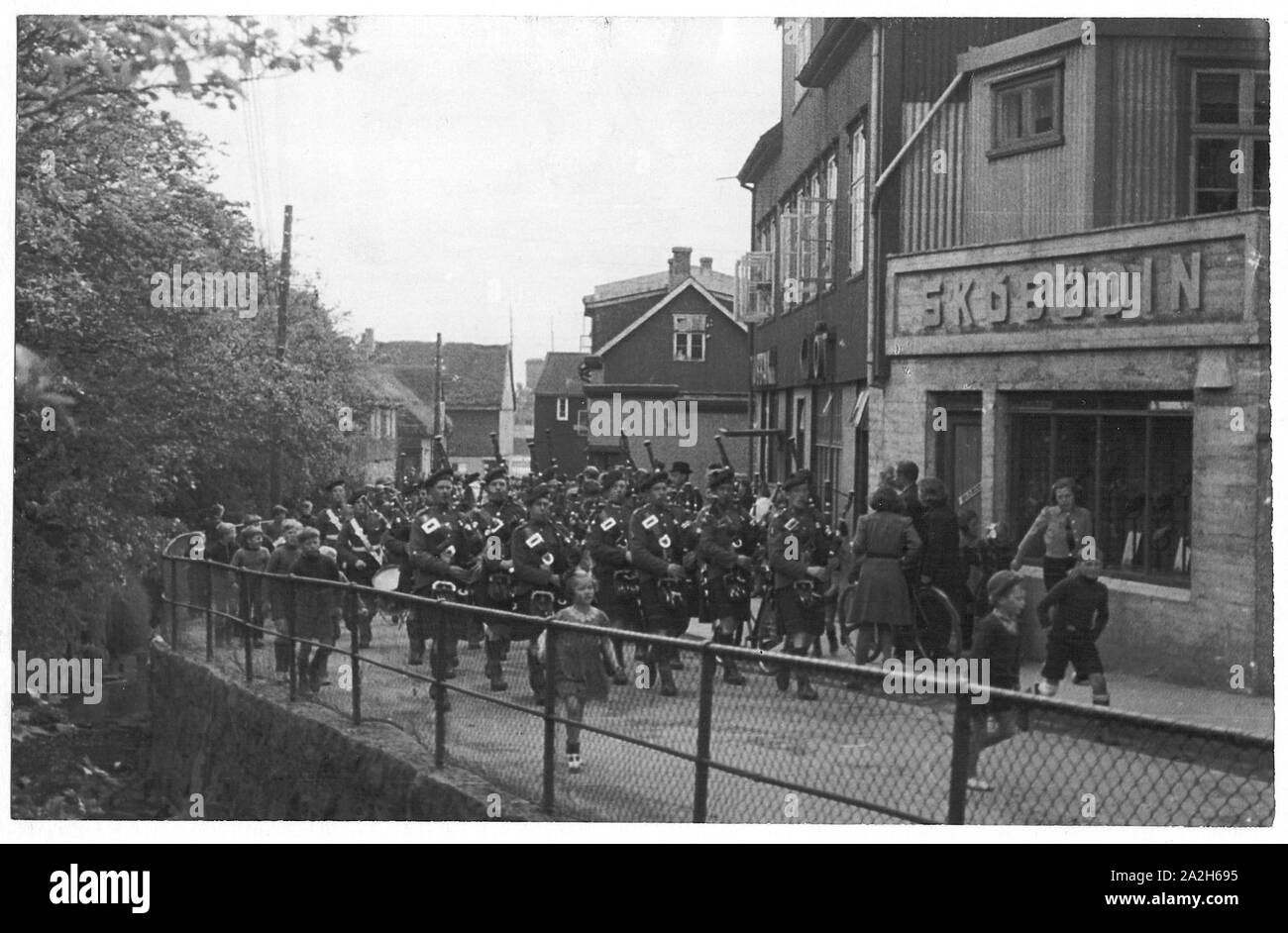 Fhm Black and White Stock Photos & Images - Alamy