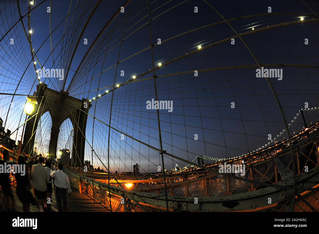 Distortion bridge hi-res stock photography and images - Alamy