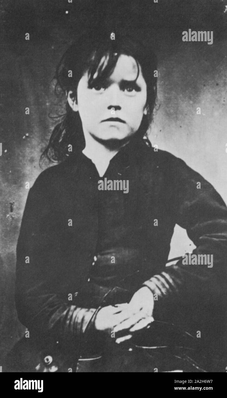 Englischer Photograph um 1883 - Porträt Sarah Burge Stock Photo - Alamy