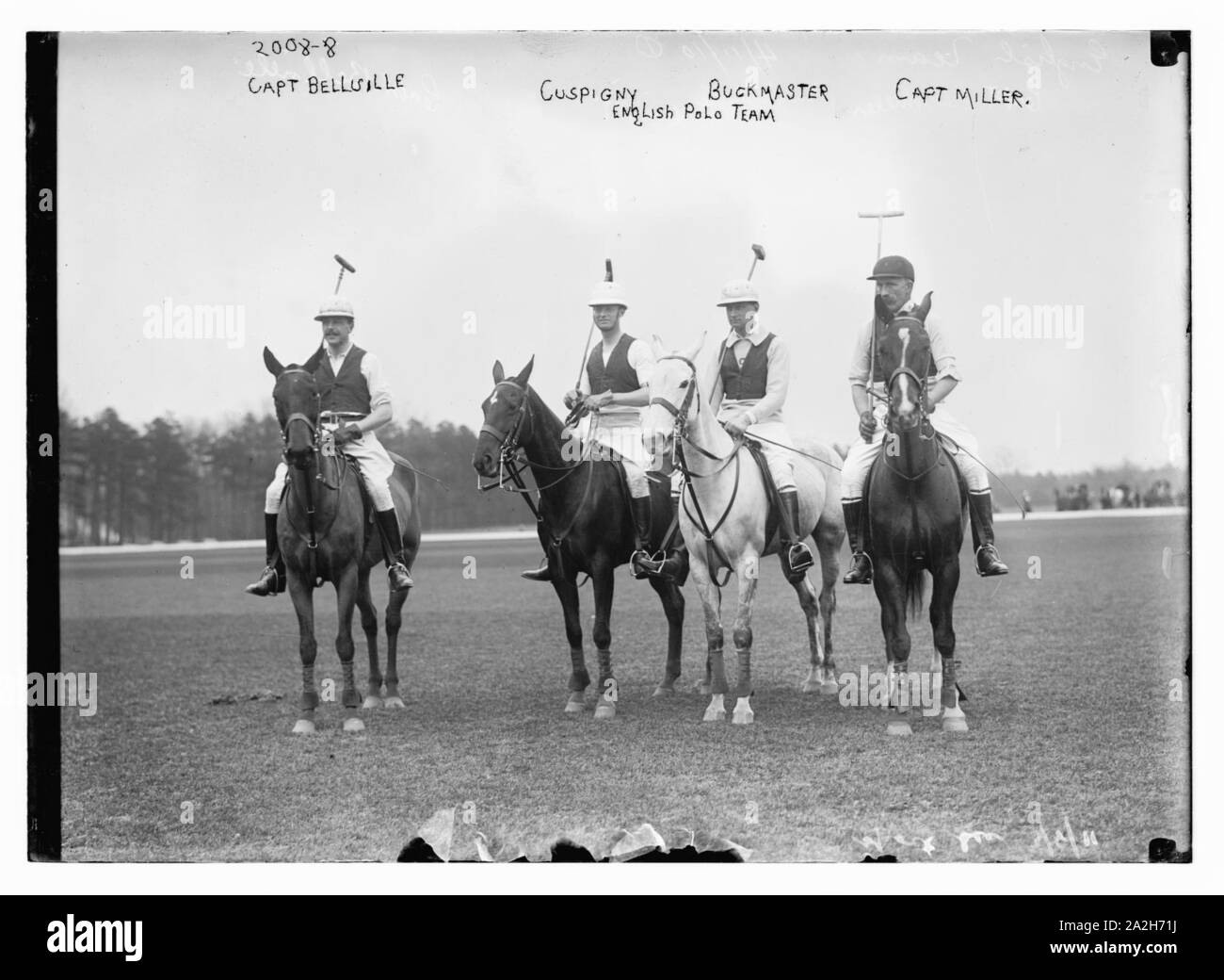 Buckmaster hi-res stock photography and images - Alamy