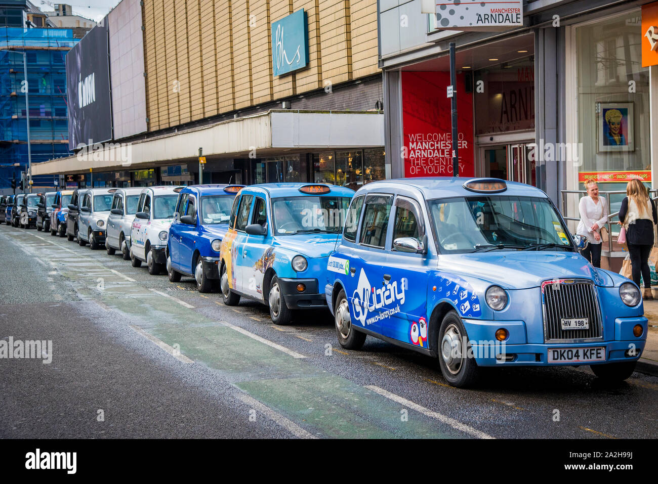 Manchester cars hi-res stock photography and images - Alamy