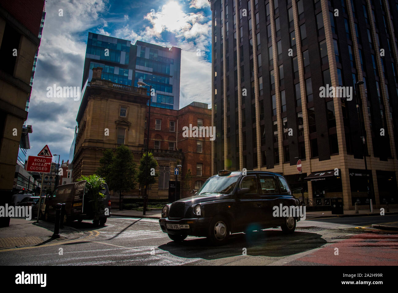 Car on bricks hi-res stock photography and images - Alamy