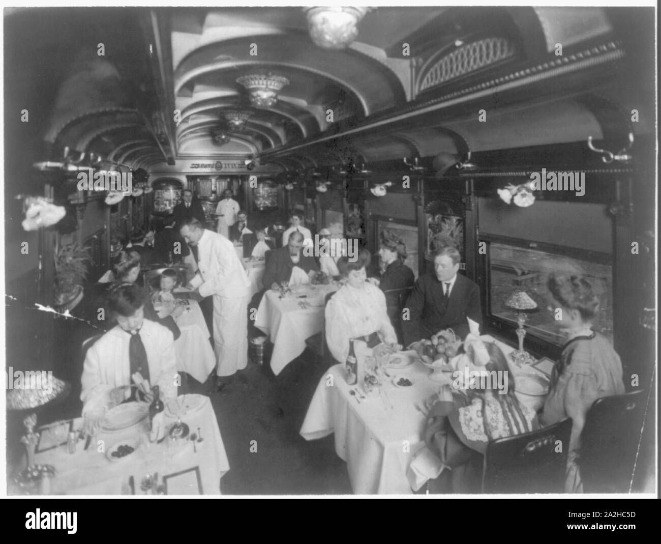 Archival dining car hi-res stock photography and images - Alamy