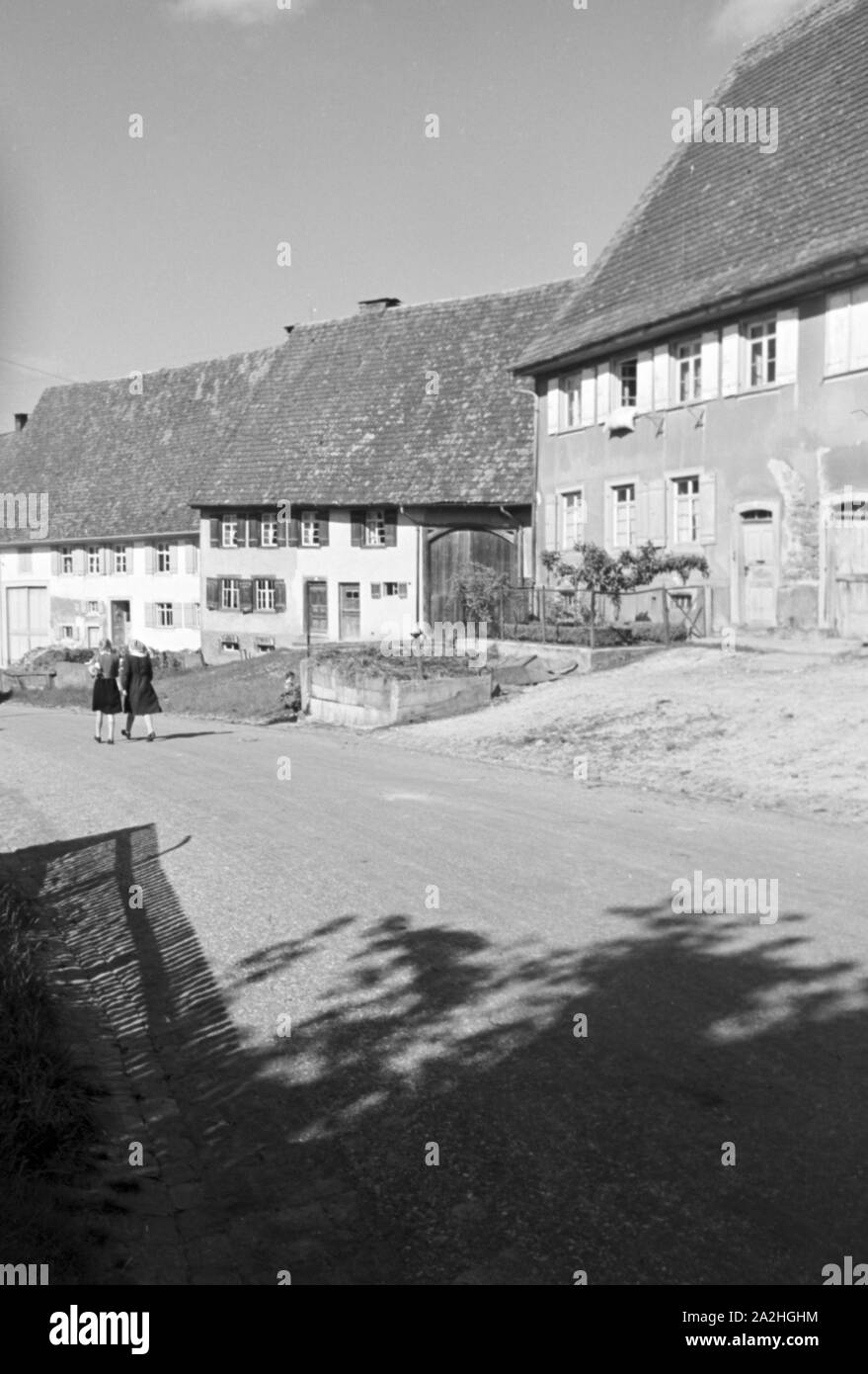 Ein Ausflug nach Trossingen, Deutsches Reich 1930er Jahre. A trip to ...