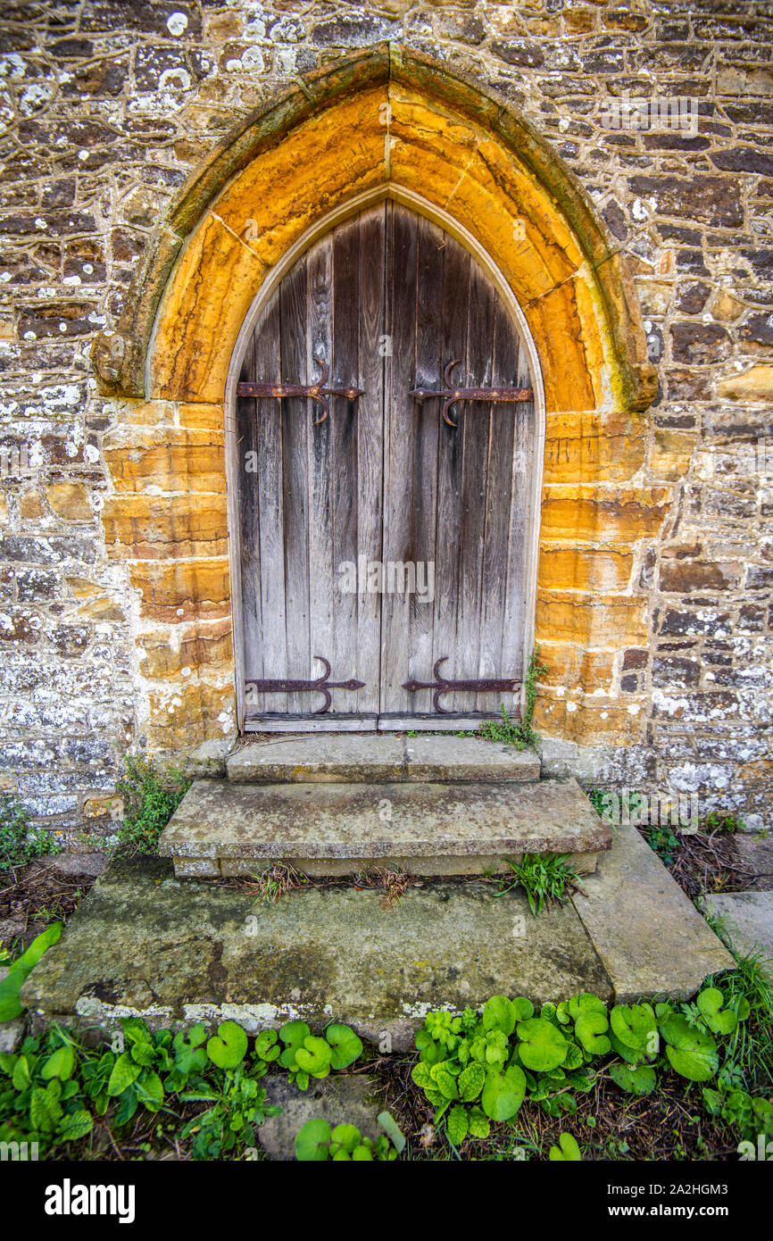 Wooden door norman architecture hi-res stock photography and images - Alamy