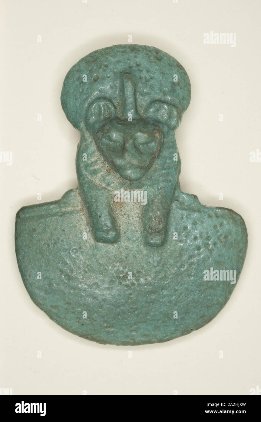 Pectoral egypt hi-res stock photography and images - Alamy