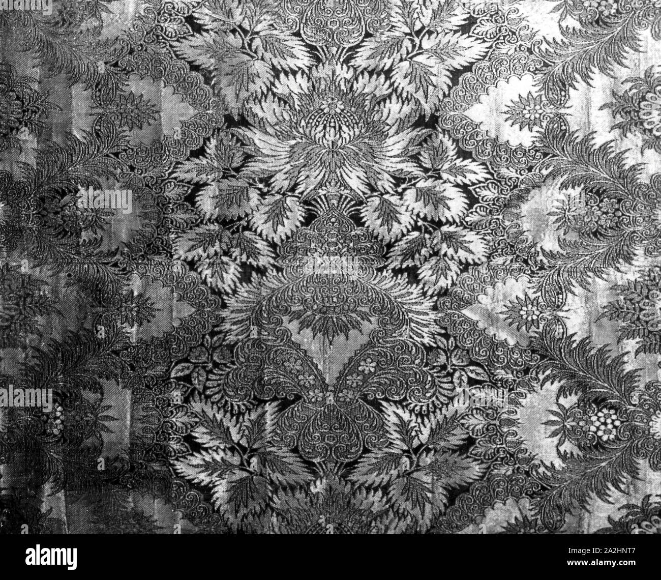 1720s lace pattern hi-res stock photography and images - Alamy