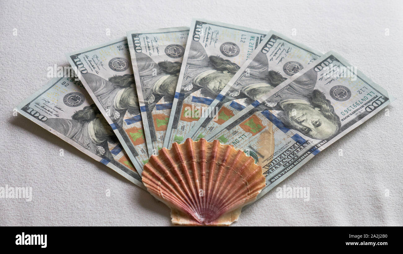 Sea fan of a banknotes of hundred dollars on a white background Stock ...
