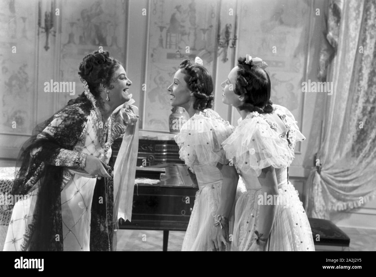 Die Geschwister Hedi und Margot Höpfner, Deutschland 1930er Jahre ...