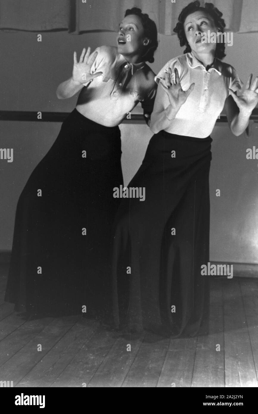 Die Geschwister Hedi und Margot Höpfner, Deutschland 1930er Jahre ...