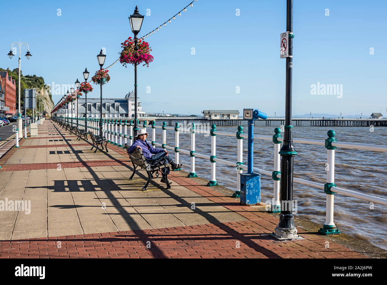 Penarth Pier Penarth Seafront Penarth High Resolution Stock Photography ...
