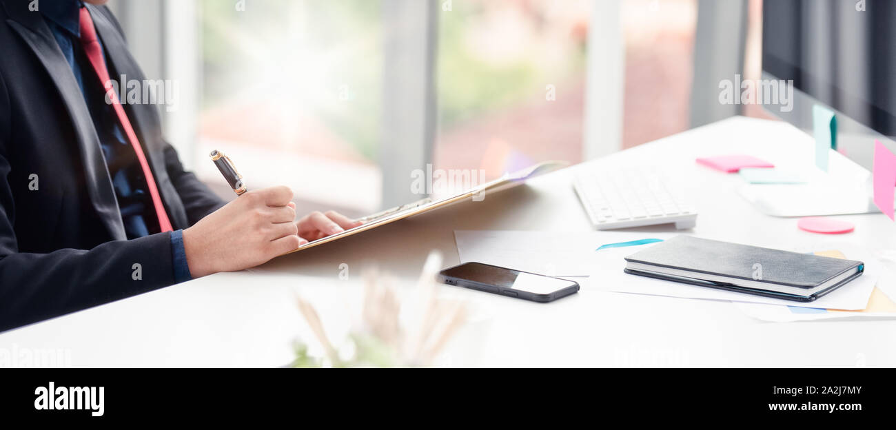 File suit hi-res stock photography and images - Alamy