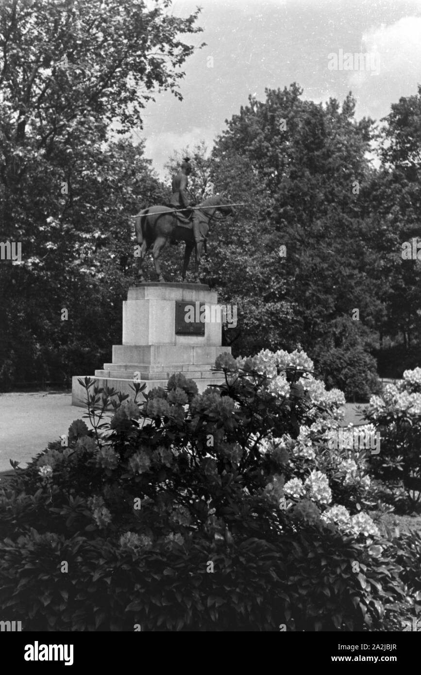 Deutsches reich 1930er jahre trip to gleiwitz in upper silesia hi-res ...