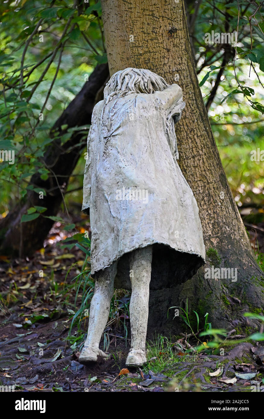 "Weeping Girls" (detail), outdoor artwork by Laura Ford. Gala Hill Wood ...