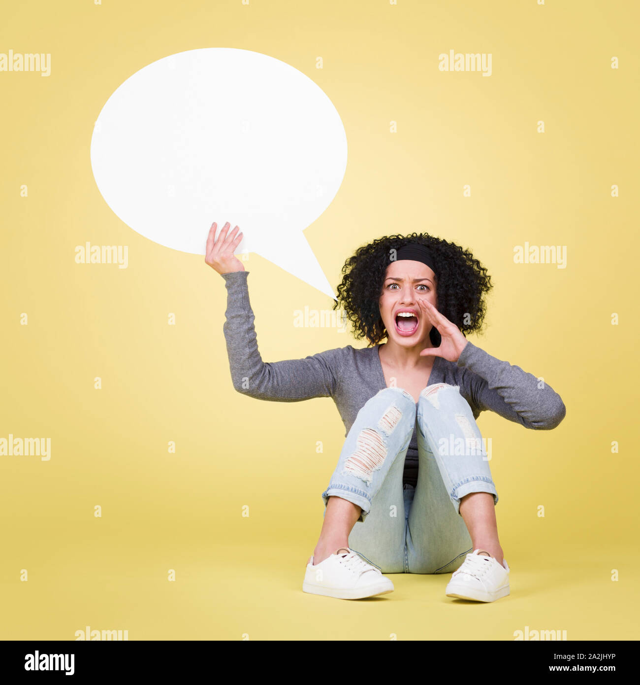 Angry speech bubble hi-res stock photography and images - Alamy