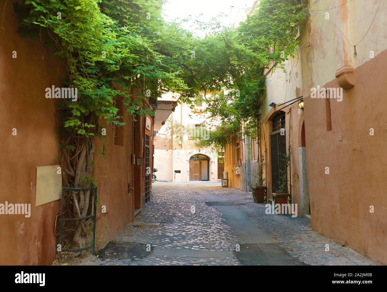 Cozy old street in Trastevere, Rome, Italy. Trastevere neighborhood of ...