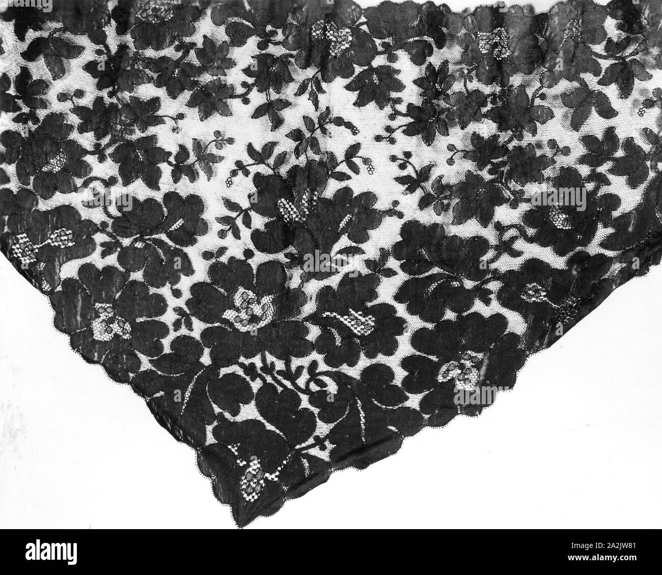 Small half shawl hi-res stock photography and images - Alamy