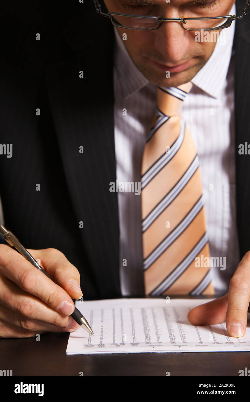 Studying data hi-res stock photography and images - Alamy